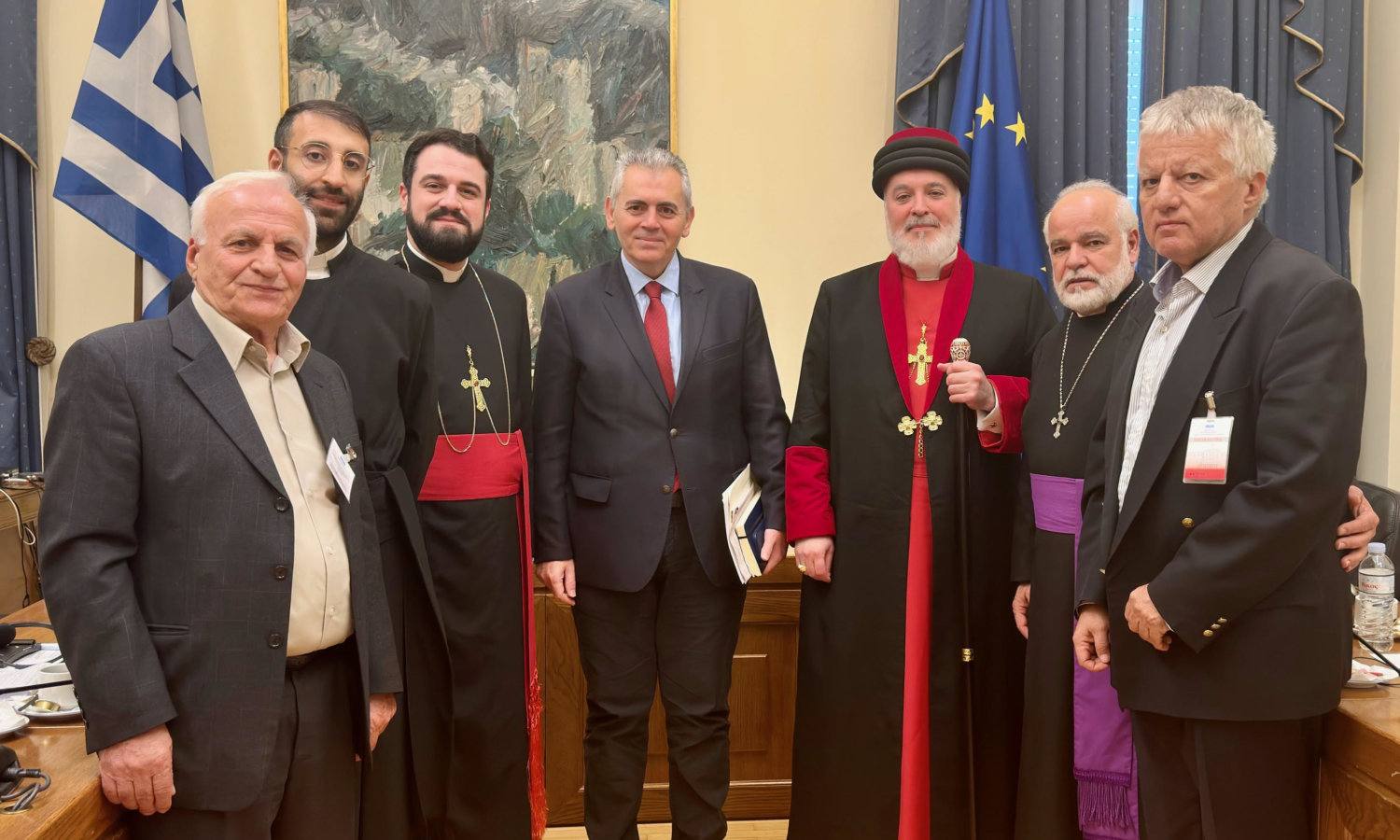 Μ. Χαρακόπουλος με Πατριάρχη Ασσυρίων: Ενημέρωση της διεθνούς ...
