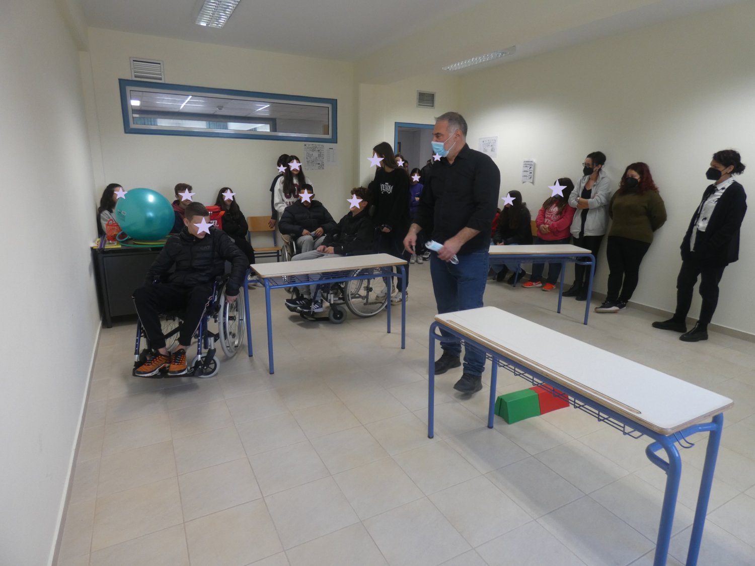 Μαθητές του 3ου Γυμνασίου στο ΕΕΕΕΚ Λάρισας (φωτ.) - larissanet.gr