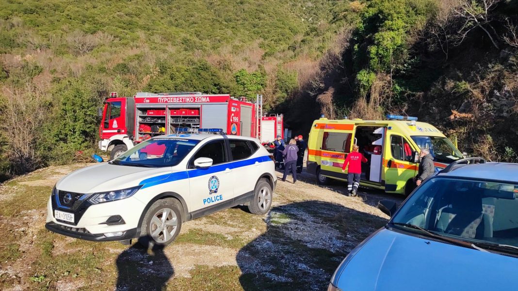 Ιωάννινα: Τύχη βουνό για τριμελή οικογένεια – Με ελαφρά τραύματα βγήκαν ...
