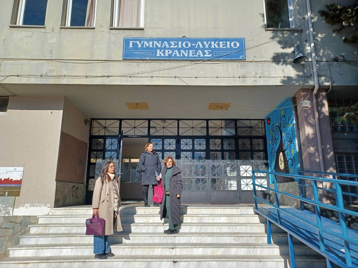 Δράσεις της Κινητής Μονάδας Περιφέρειας Θεσσαλίας του ΚΕΘΕΑ ΕΞΟΔΟΣ το ...