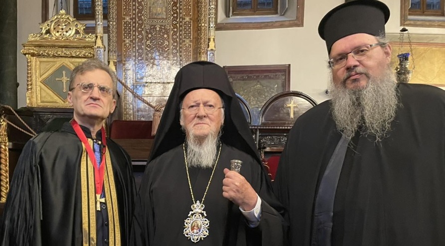 Άρχων Πρωτονοτάριος χειροθετήθηκε από τον Οικουμενικό Πατριάρχη ...