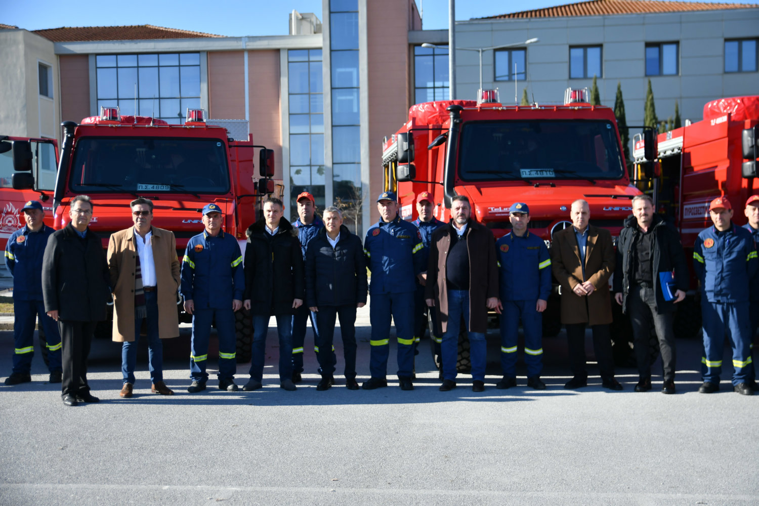 Ενισχύονται οι Πυροσβεστικές Υπηρεσίες Θεσσαλίας: Παραδόθηκαν 8 νέα ...