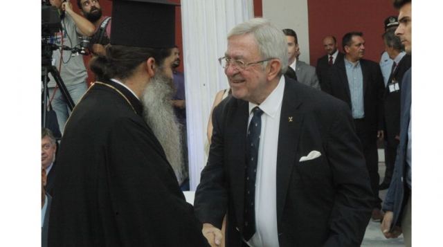 Στην κηδεία του τέως Βασιλιά Κωνσταντίνου ο Μητροπολίτης Φθιώτιδας ...