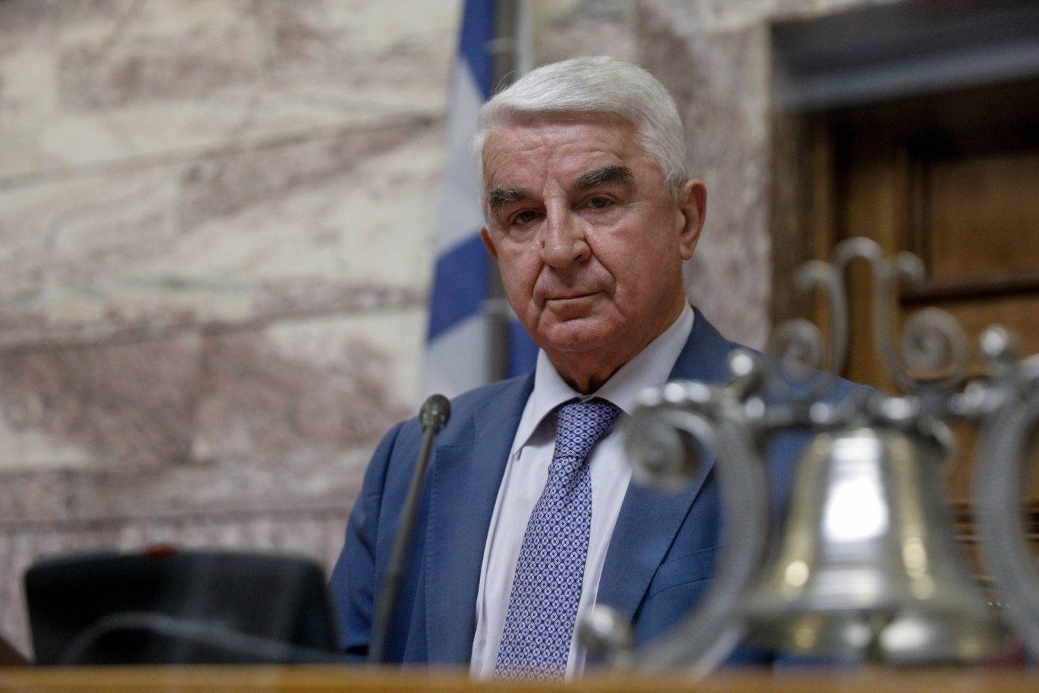 Θανάσης Μπούρας: Viral η fake «πρόσκληση» του βουλευτή για τη γιορτή ...