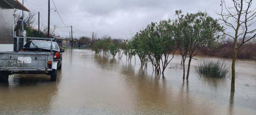 Ζημιές από την κακοκαιρία στην Π.Ε. Λάρισας - Πλημμυρικά φαινόμενα σε ...