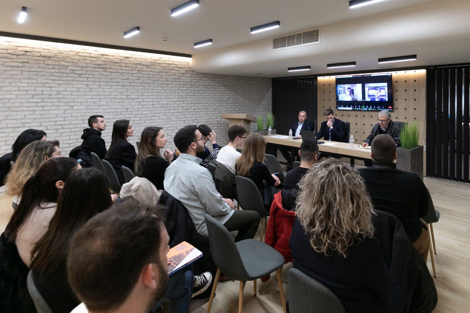 Ημερίδα ΚΔΒΜ ΚΑΙΝΟΤΟΜΙΑ: Πρακτική άσκηση σε διεθνείς οργανισμούς (φωτ ...