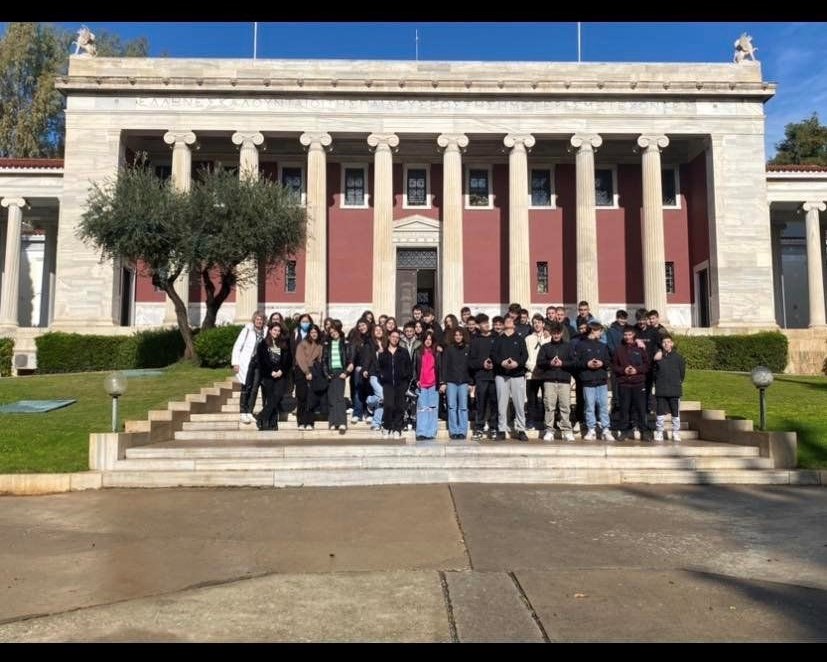 Εκπαιδευτική επίσκεψη της Γ' τάξης του 5ου Γυμνασίου Λάρισας στην Αθήνα ...