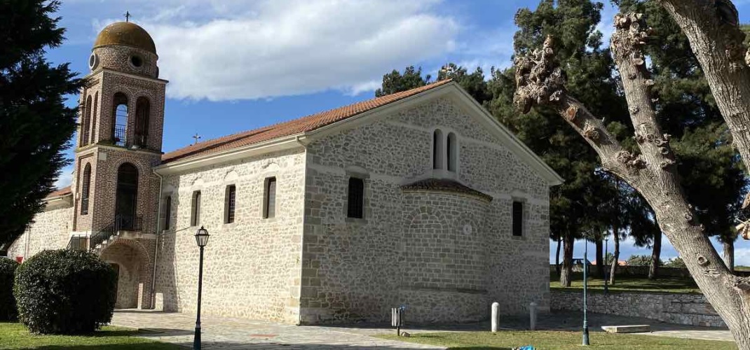 Εορτάζει ο Ιερός Ναός του Αγίου Χαραλάμπους στη Νίκαια - larissanet.gr