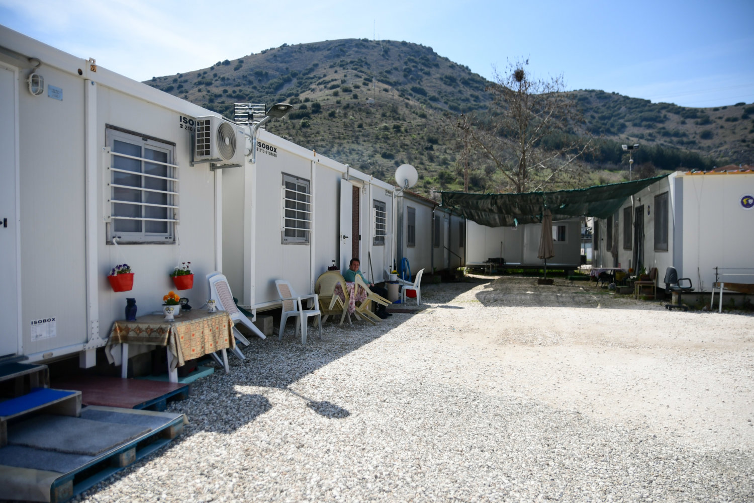 Σεισμός σε Τύρναβο - Ελασσόνα: Αστεγοι ή σε κοντέινερ δύο χρόνια μετά ...