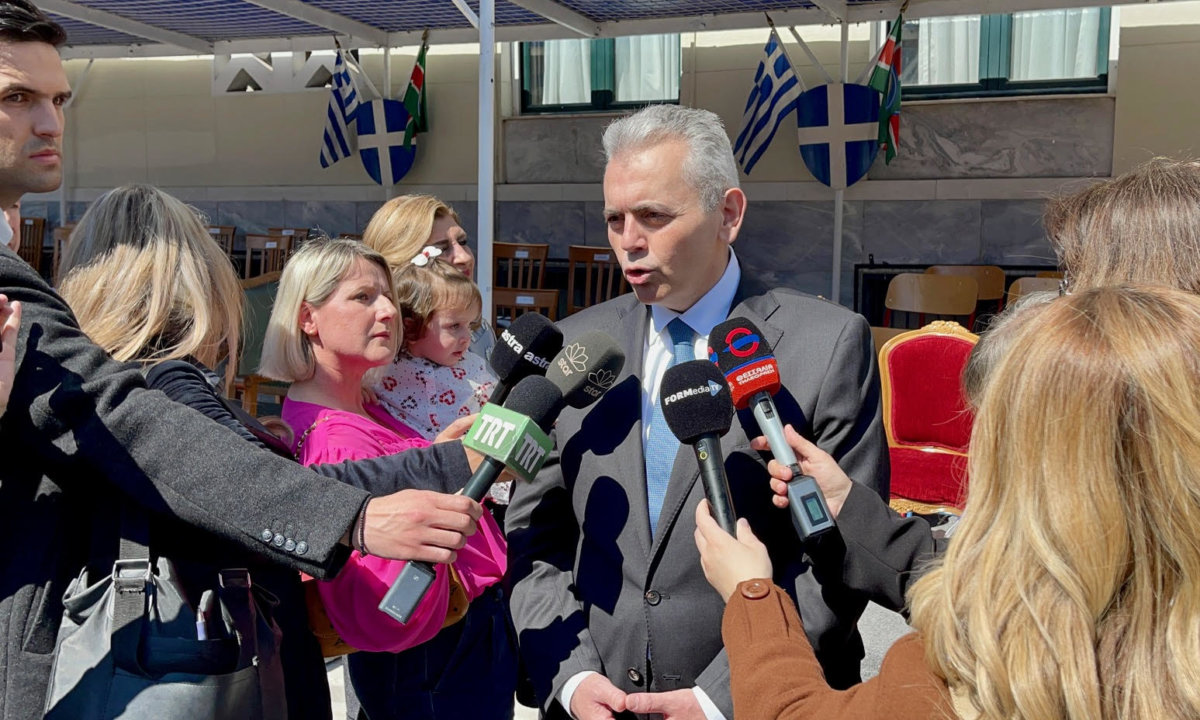 Μάξιμος: Χρειαζόμαστε έναν νέον πατριωτισμό της ευθύνης! - larissanet.gr