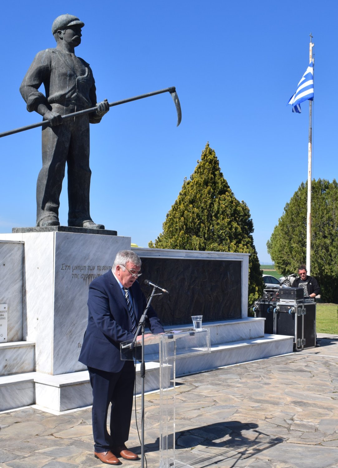 Ο Θ. Νασιακόπουλος στην επέτειο της εξέγερσης των αγροτών - larissanet.gr