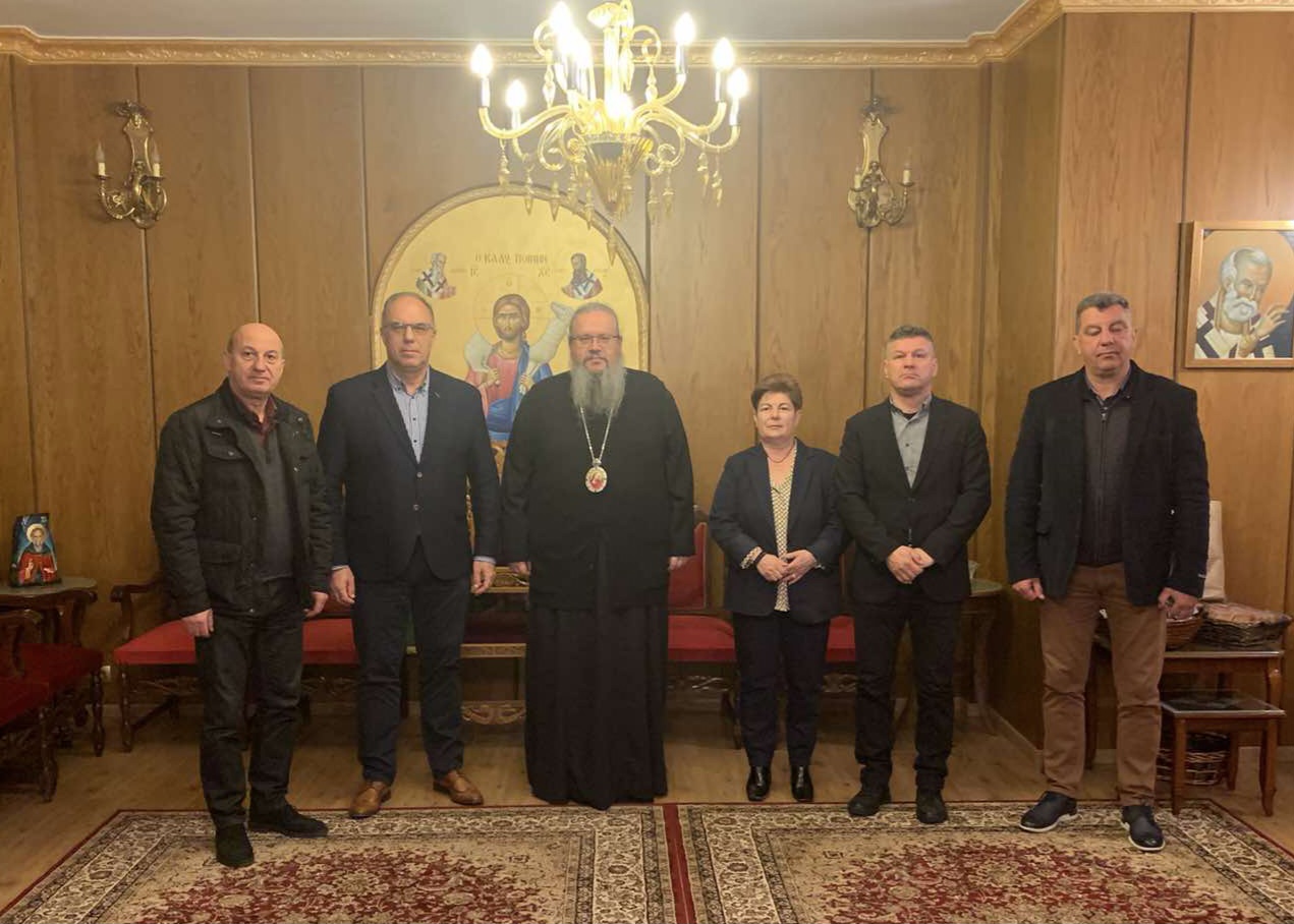 Η Εκτελεστική Γραμματεία της ΔΑΚΕ Δημοσίου Τομέα Λάρισας στον ...
