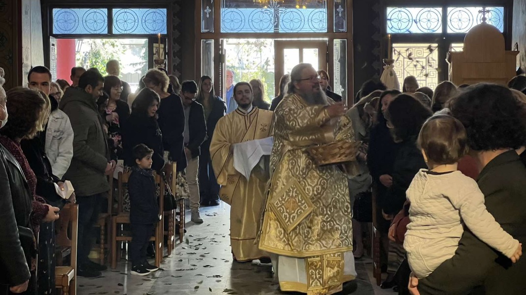 Η "Πρώτη Ανάσταση" στον Ιερό Ναό Αγίου Αθανασίου Λάρισας - larissanet.gr