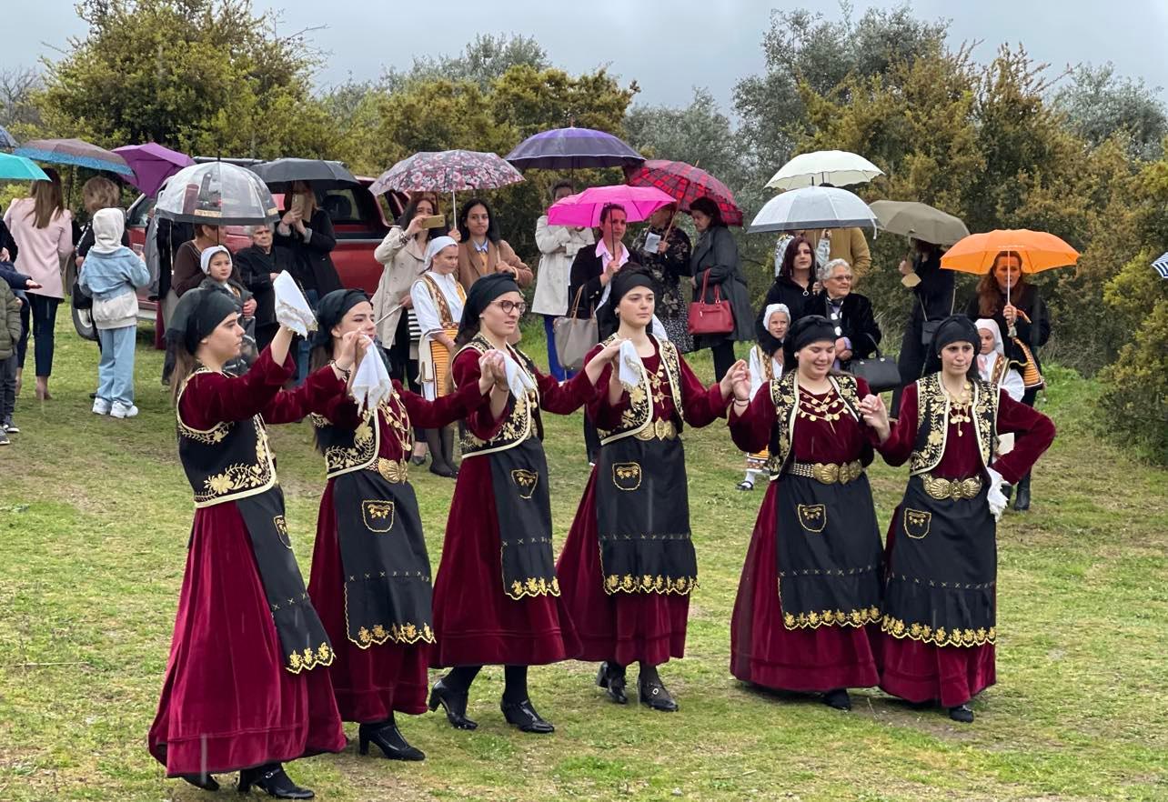 Γιόρτασαν το πανηγύρι στον Άγιο Αθανάσιο της Τσαριτσάνης (φωτ ...