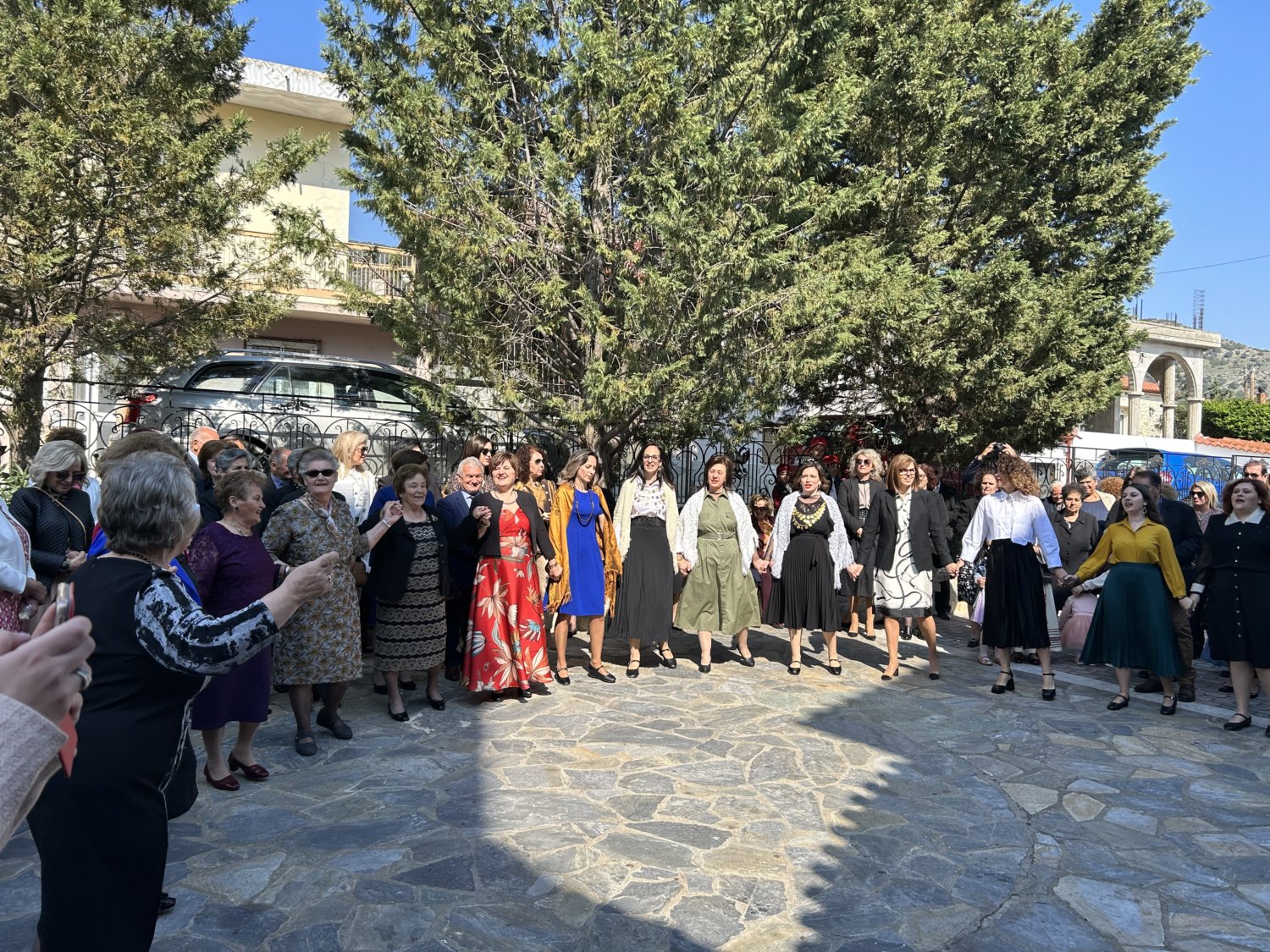 Εορτάστηκε ο πολιούχος Άγιος Απόστολος Θωμάς στο Μακρυχώρι - larissanet.gr