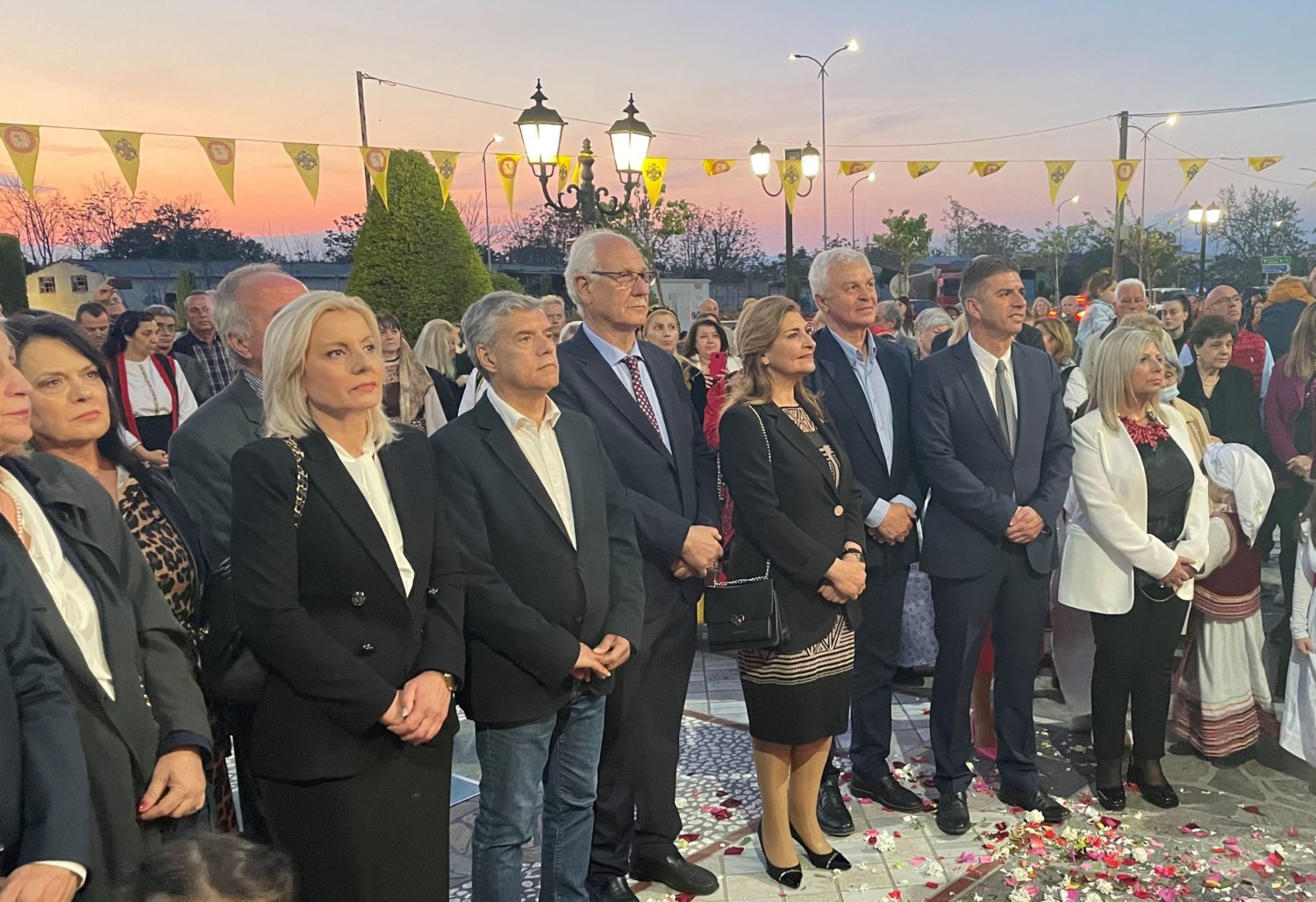 Ρένα Καραλαριώτου στις εορταστικές εκδηλώσεις σε Αργυροπούλι, Νίκαια ...