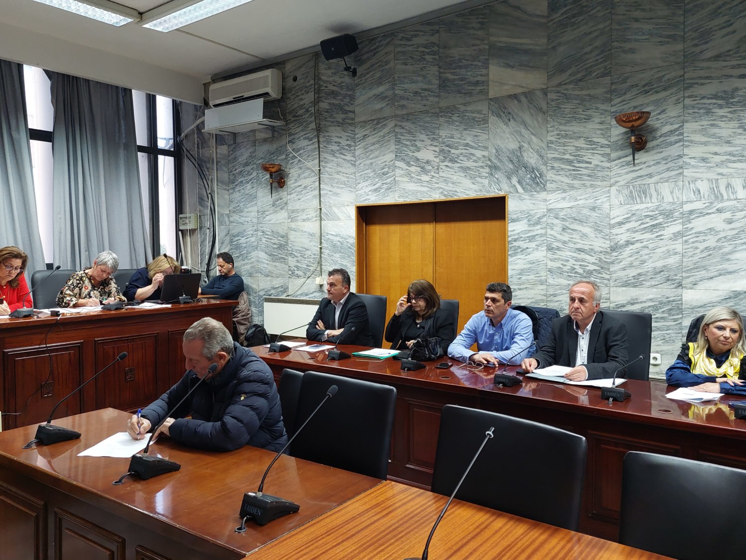 Δημοτικό Συμβούλιο: Η Ενεργειακή Κοινότητα Λάρισας απέκτησε "σπίτι ...