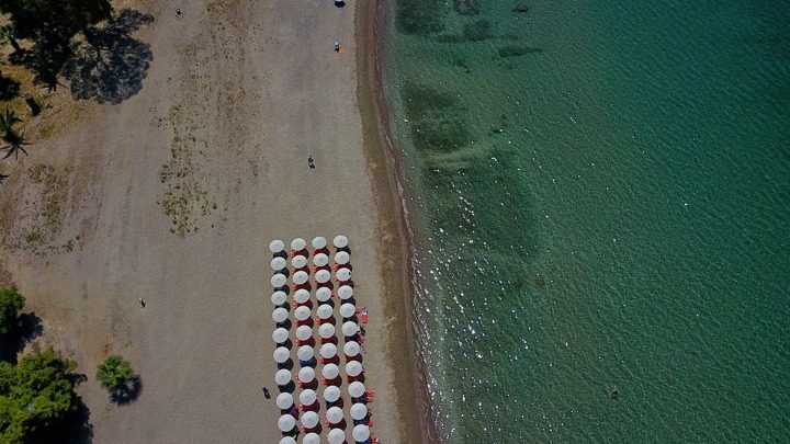 Vogue: Οι καλύτερες παραλίες για το 2023 στην Ελλάδα - larissanet.gr