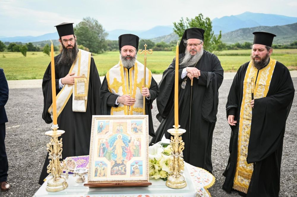 Τέμπη: Στο σημείο της τραγωδίας ο Αρχιεπίσκοπος Αυστραλίας Μακάριος ...