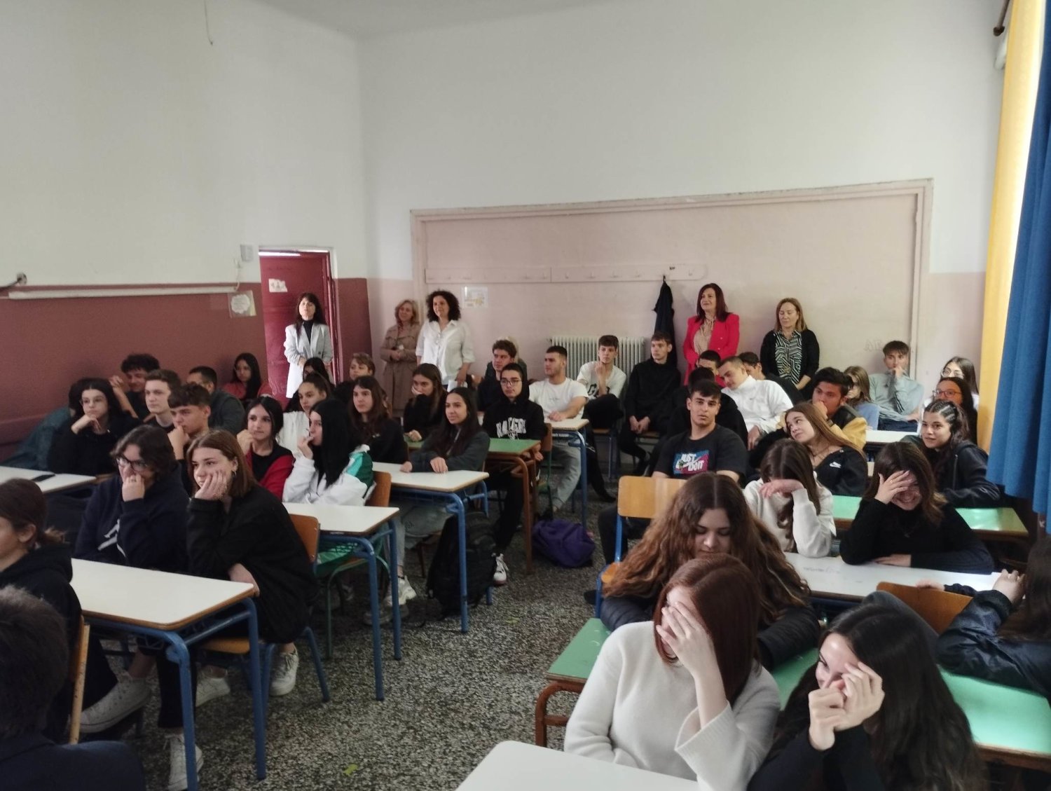 1ο Πειραματικό Λύκειο Λάρισας: Εκδήλωση για την Ημέρα της Ευρώπης ...