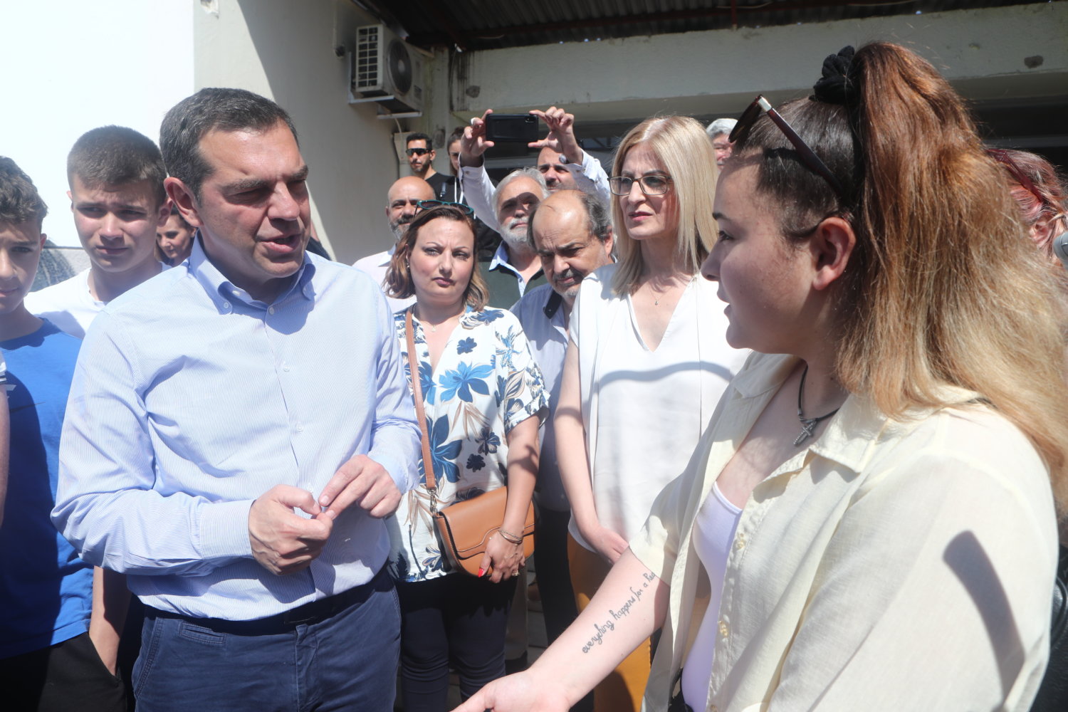 Μαθήτρια ΕΠΑΛ σε Τσίπρα: «Δεν έχουμε θέρμανση και τουαλέτες σε ένα ...