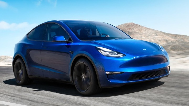 Ένα μικρό και οικονομικά προσιτό μοντέλο ετοιμάζει η Tesla - larissanet.gr