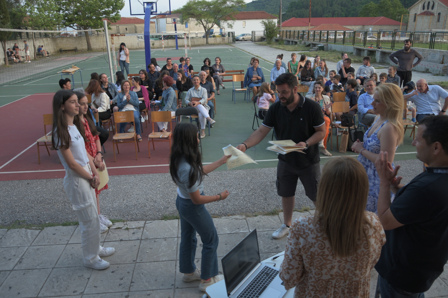 Είπαν "καλό καλοκαίρι" στο Γυμνάσιο-Λ.Τ. Βερδικούσας - larissanet.gr