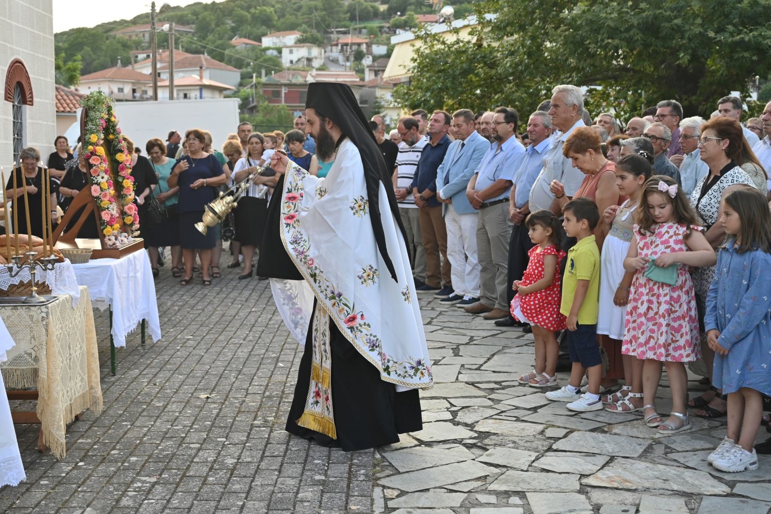 Το Σαραντάπορο τίμησε την πολιούχο του Αγία Μαρίνα (φωτ.) - larissanet.gr