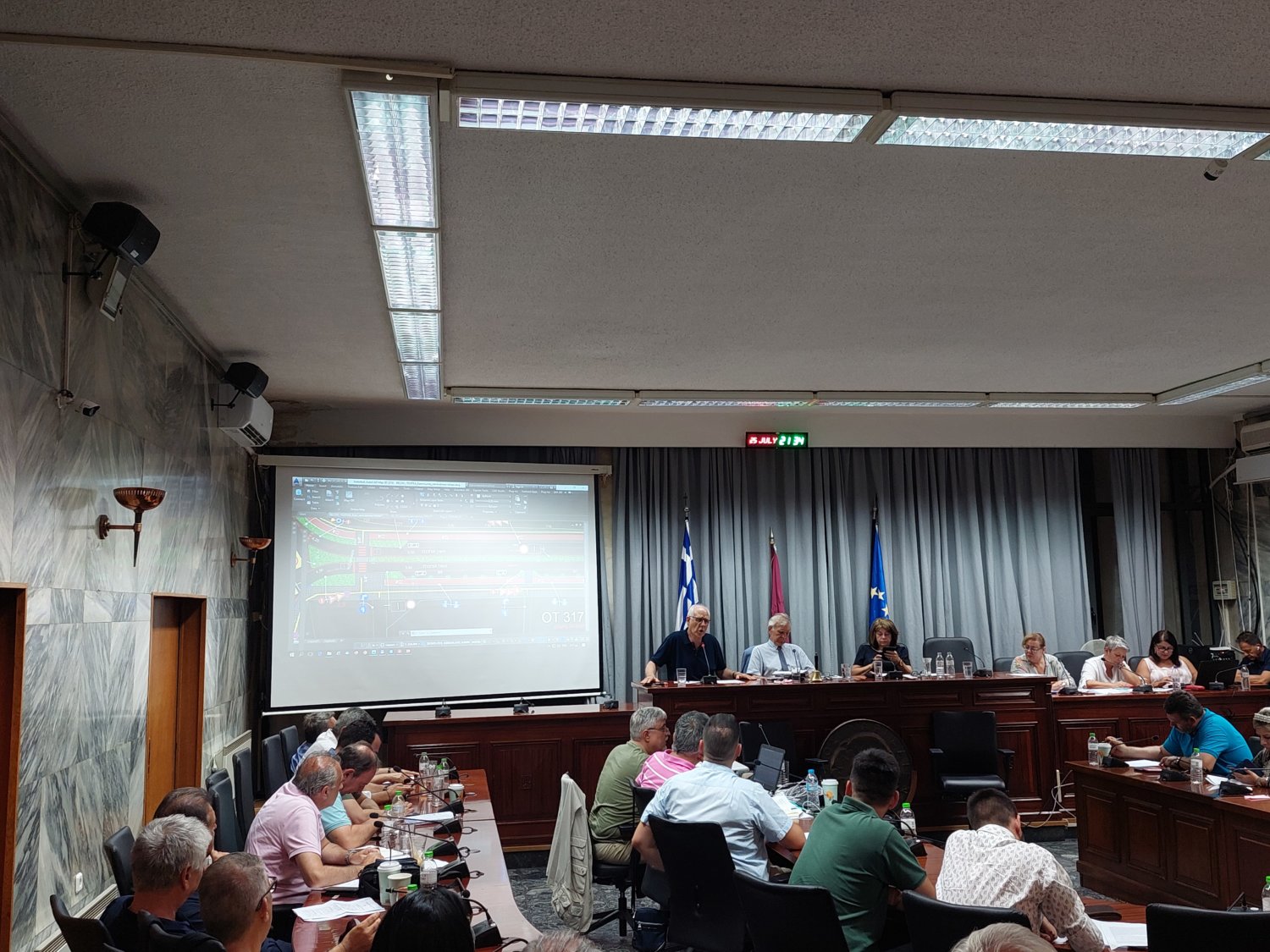 Δημοτικό Συμβούλιο: Ένταση στη συζήτηση για τη διάνοιξη της οδού Τσόγκα ...