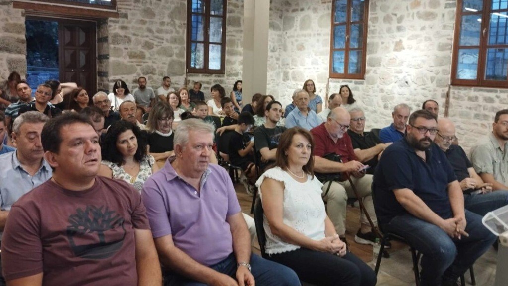 Παρουσιάστηκαν οι υποψήφιοι περιφερειακοί σύμβουλοι με τη «Λαϊκή ...