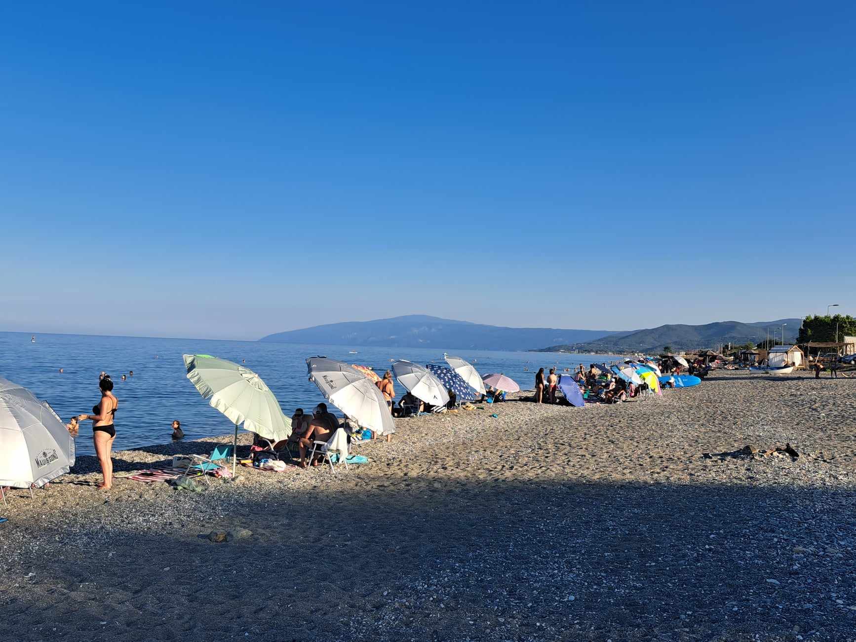 Εικόνες... δροσιάς από τα παράλια του Δ. Αγιάς - larissanet.gr