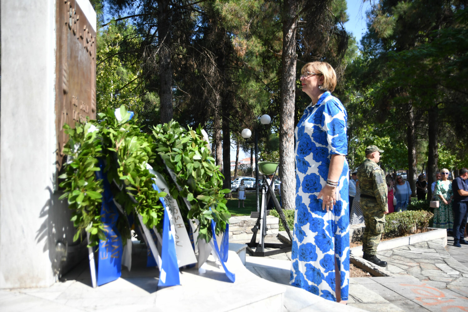 Εικόνες από την κατάθεση στεφάνων για την Απελευθέρωση της Λάρισας (φωτ ...