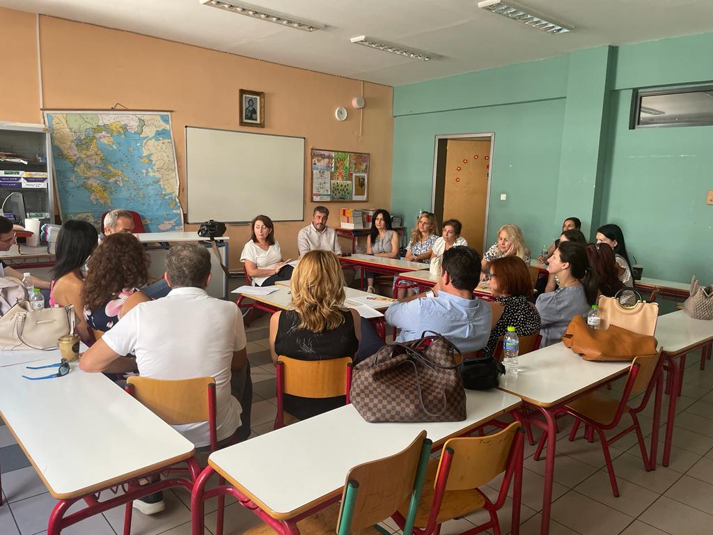 Πρόγραμμα ψυχολογικής υποστήριξης μαθητών, εκπαιδευτικών και γονέων των ...