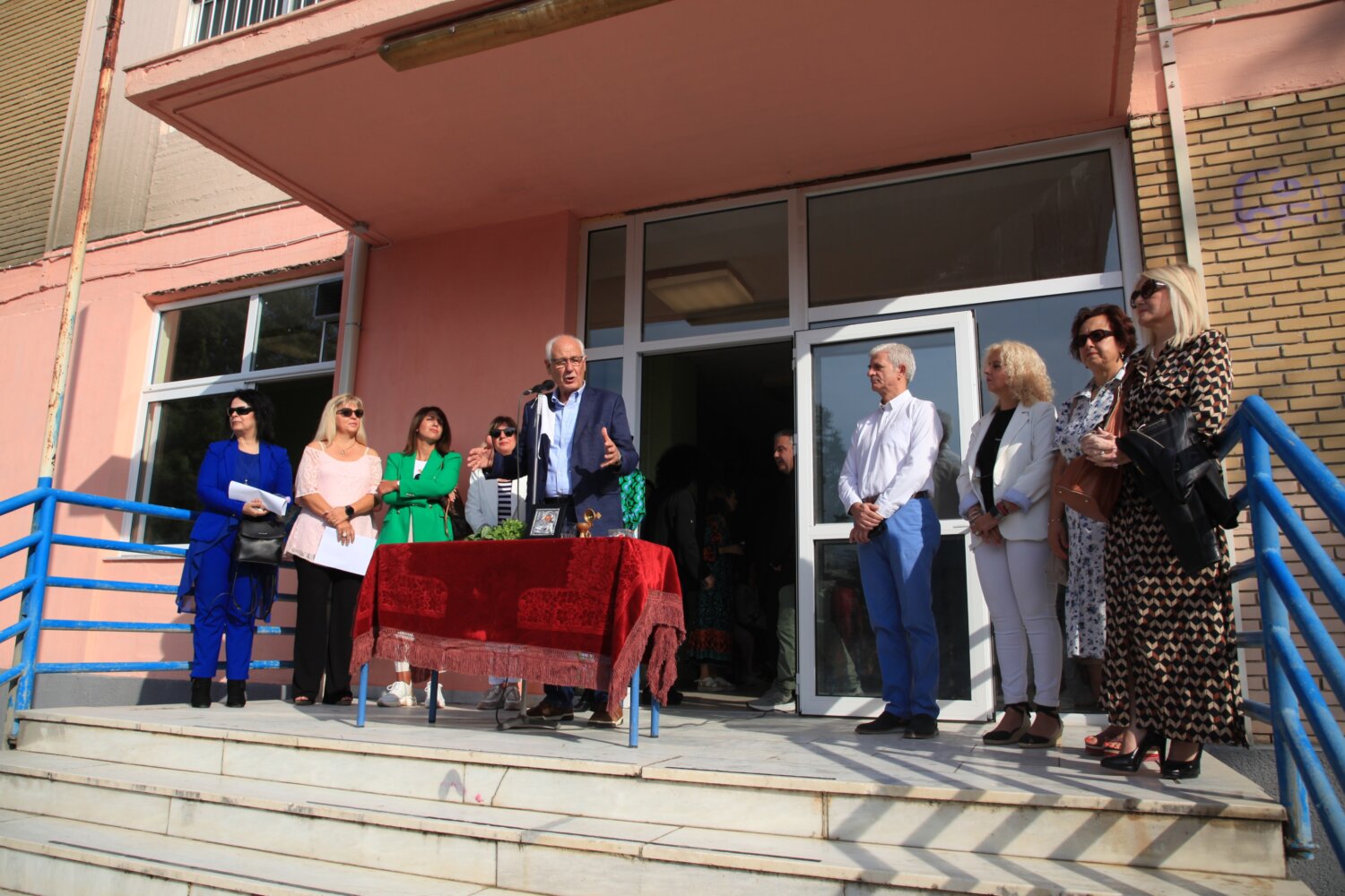 Απ. Καλογιάννης από 6ο Γυμνάσιο: «Επιτέλους καλή σχολική χρονιά ...