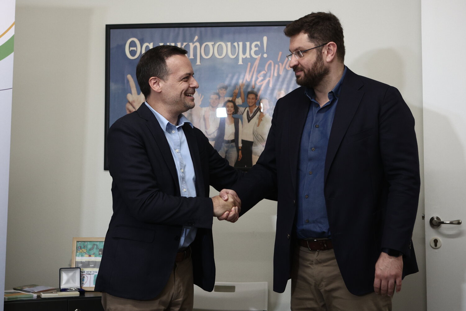 Δήμος Αθηναίων: Έδωσαν χέρια Δούκας και Ζαχαριάδης - Τα 3 σημεία της ...