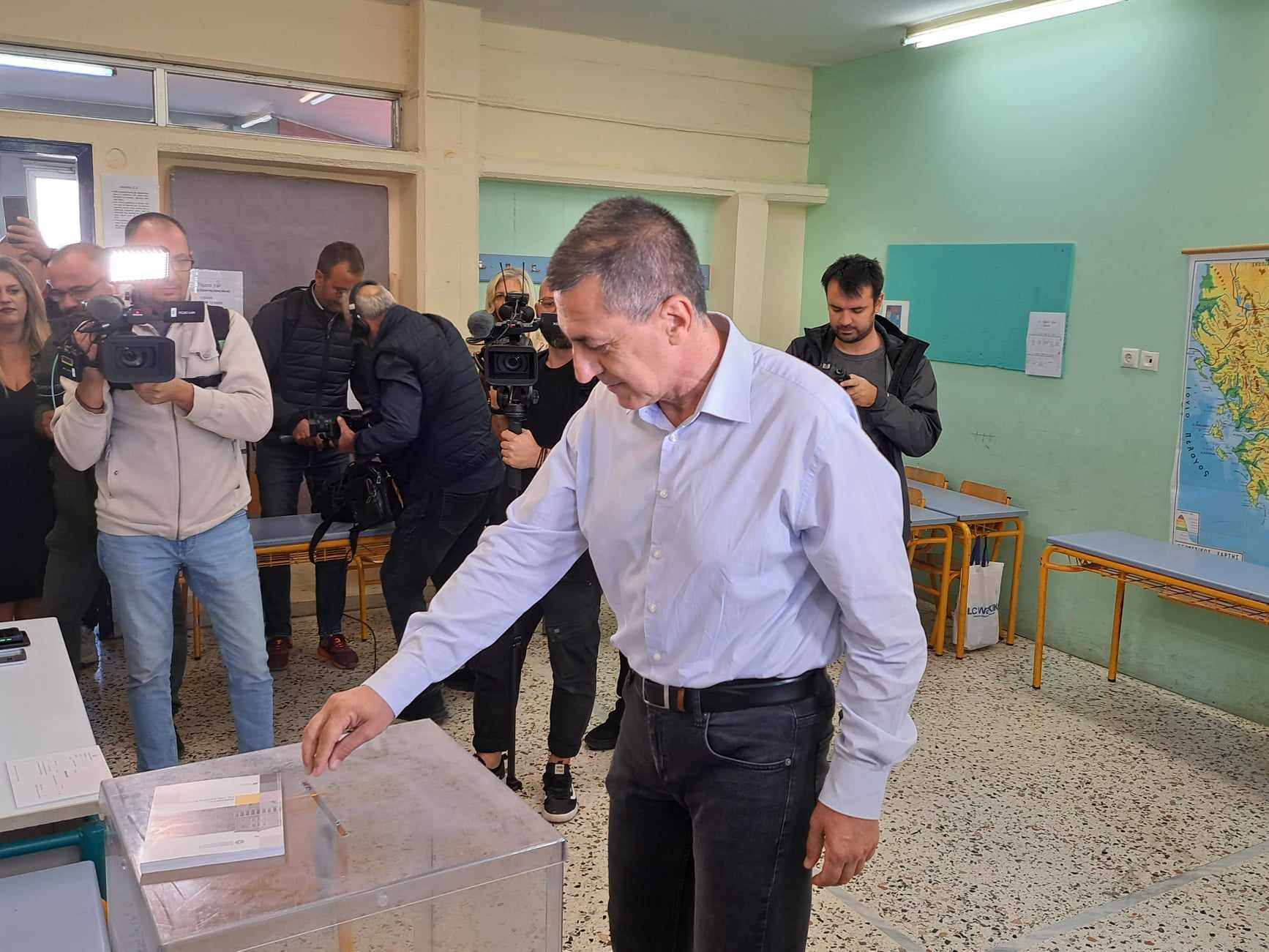 Δημ. Κουρέτας: Πιστεύω ότι το βράδυ θα είμαι Περιφερειάρχης (φωτ ...