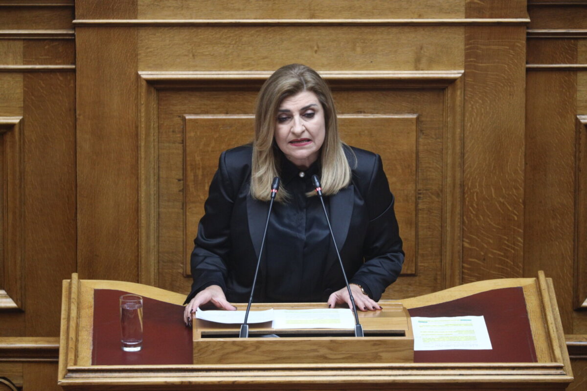 Ευ. Λιακούλη για ημέρα Ενόπλων Δυνάμεων: «Τιμή σ’ εκείνους όπου στην ...