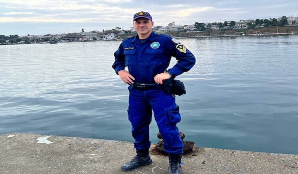 «Κατάφερα να πιάσω τον 23χρονο από τα μανιασμένα κύματα και να τον ...