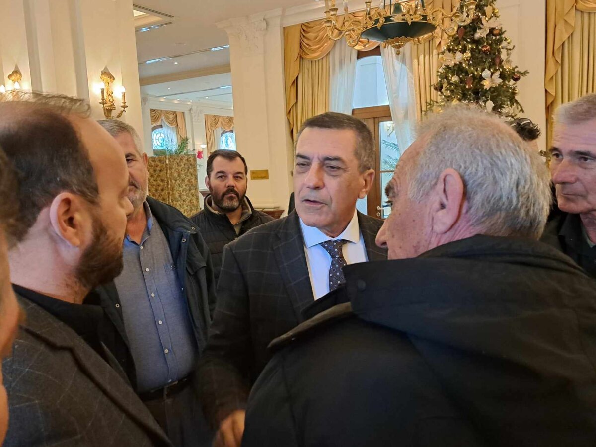 Λάρισα: Κοσμοσυρροή στην παρουσίαση του Προγράμματος Γεωργικής ...