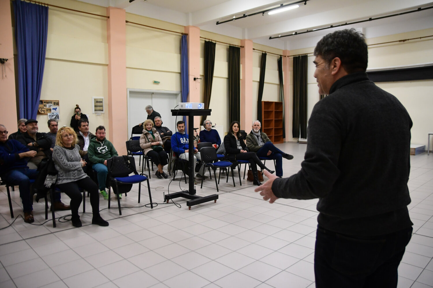 Η Φωτογραφική Λέσχη Λάρισας παρουσίασε τον Κώστα Τσομάκο (φωτ ...