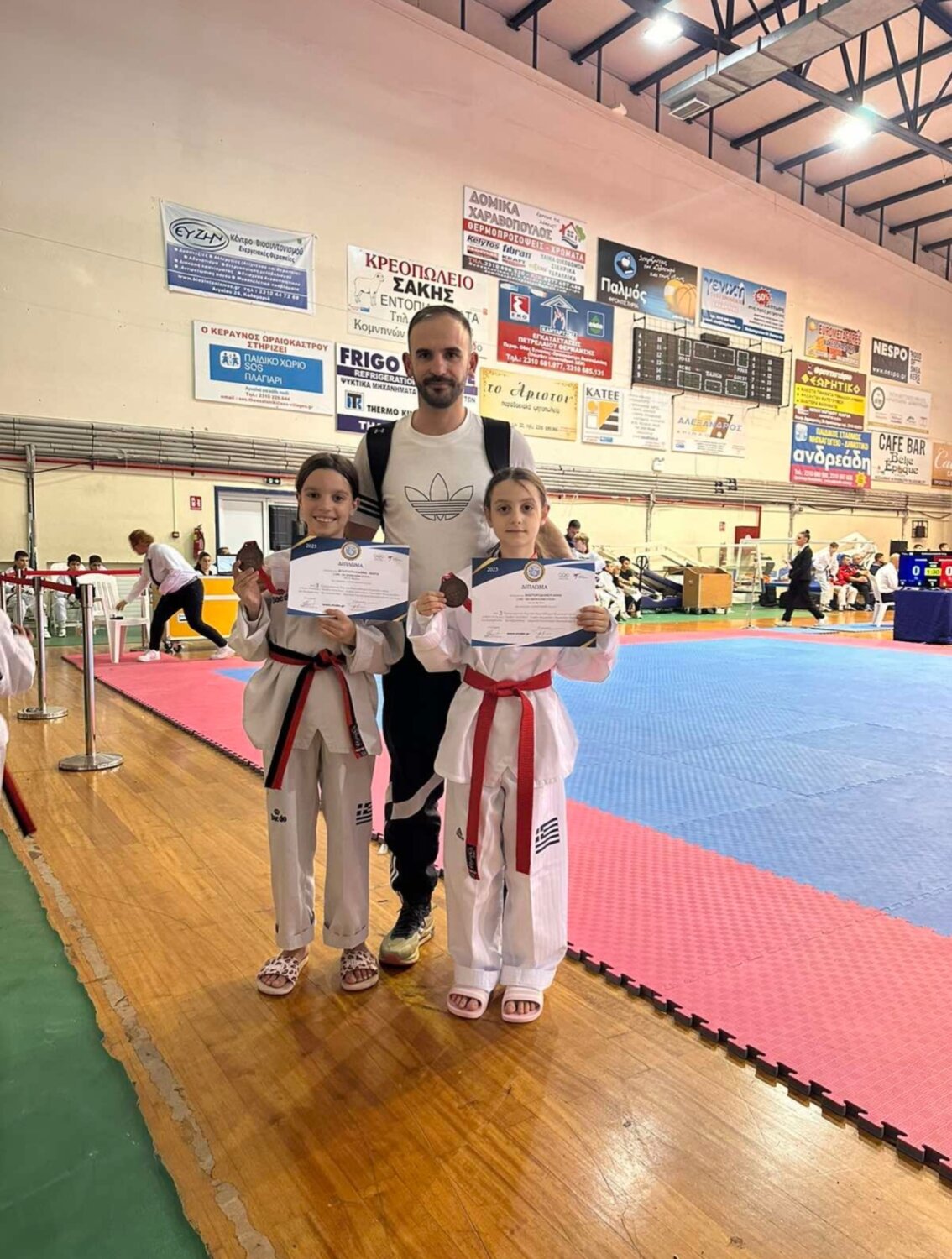 ΑΟ ΤΑΕΚΒΟΝΤΟ Αμπελώνα «ΕΥΖΗΝ»: Επέστρεψε με 18 μετάλλια από το ...