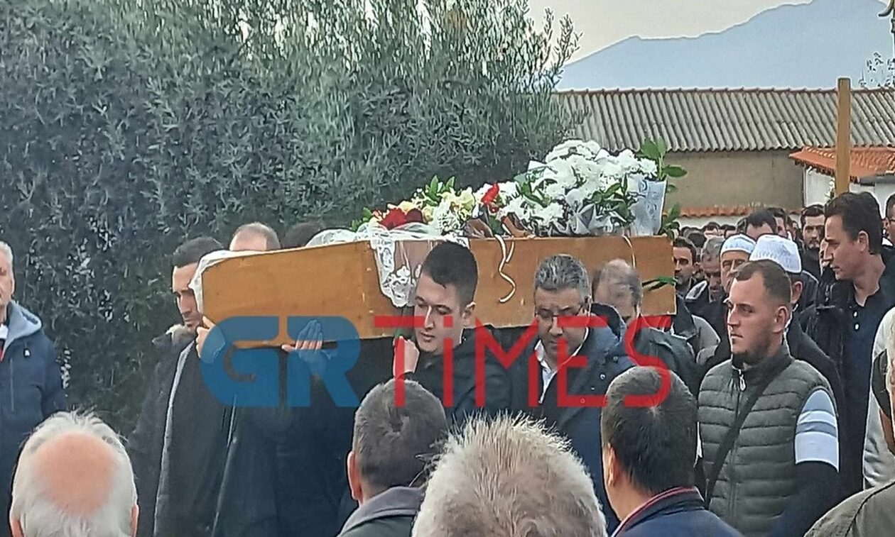 Ξάνθη: Σε κλίμα οδύνης η κηδεία της 19χρονης που παρασύρθηκε από όχημα ...