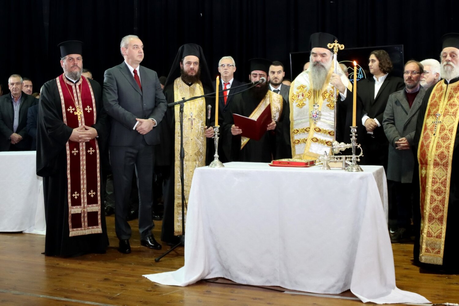Η ορκωμοσία της νέας Δημοτικής Αρχής του Δήμου Ελασσόνας - larissanet.gr
