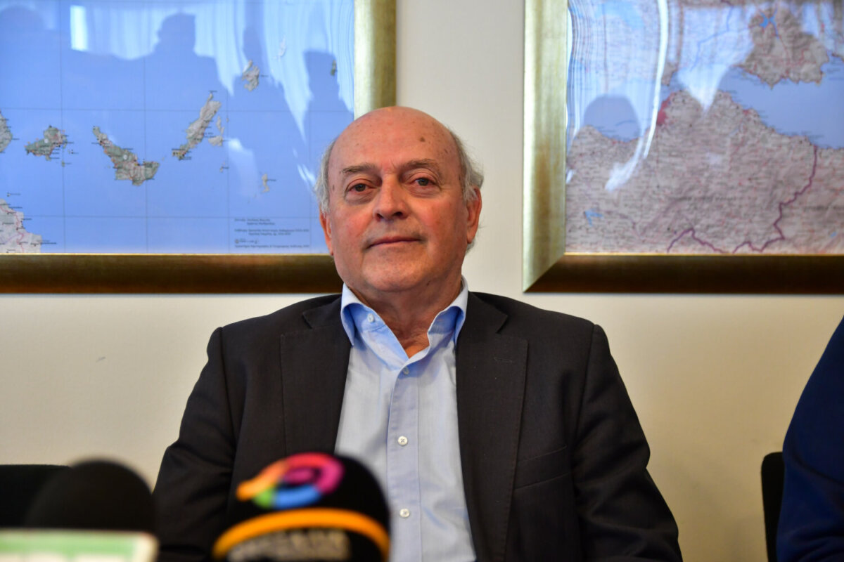 Οργισμένη ανάρτηση Τζανακούλη: Κακώς ο Μαμάκος δέχθηκε τον Γερουλάνο ...