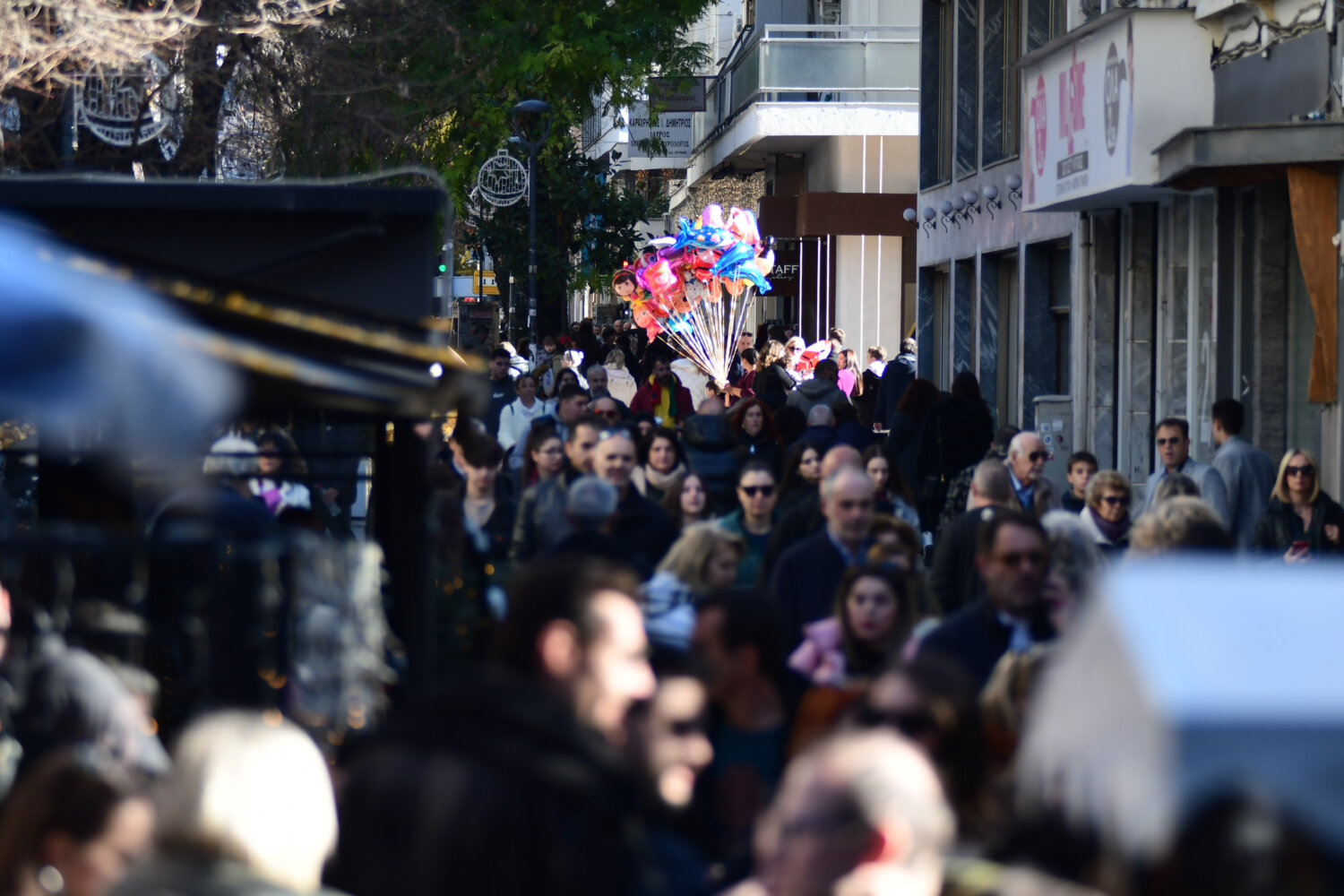 Ποιες Κυριακές θα είναι ανοιχτά τα καταστήματα μέχρι τα Χριστούγεννα ...