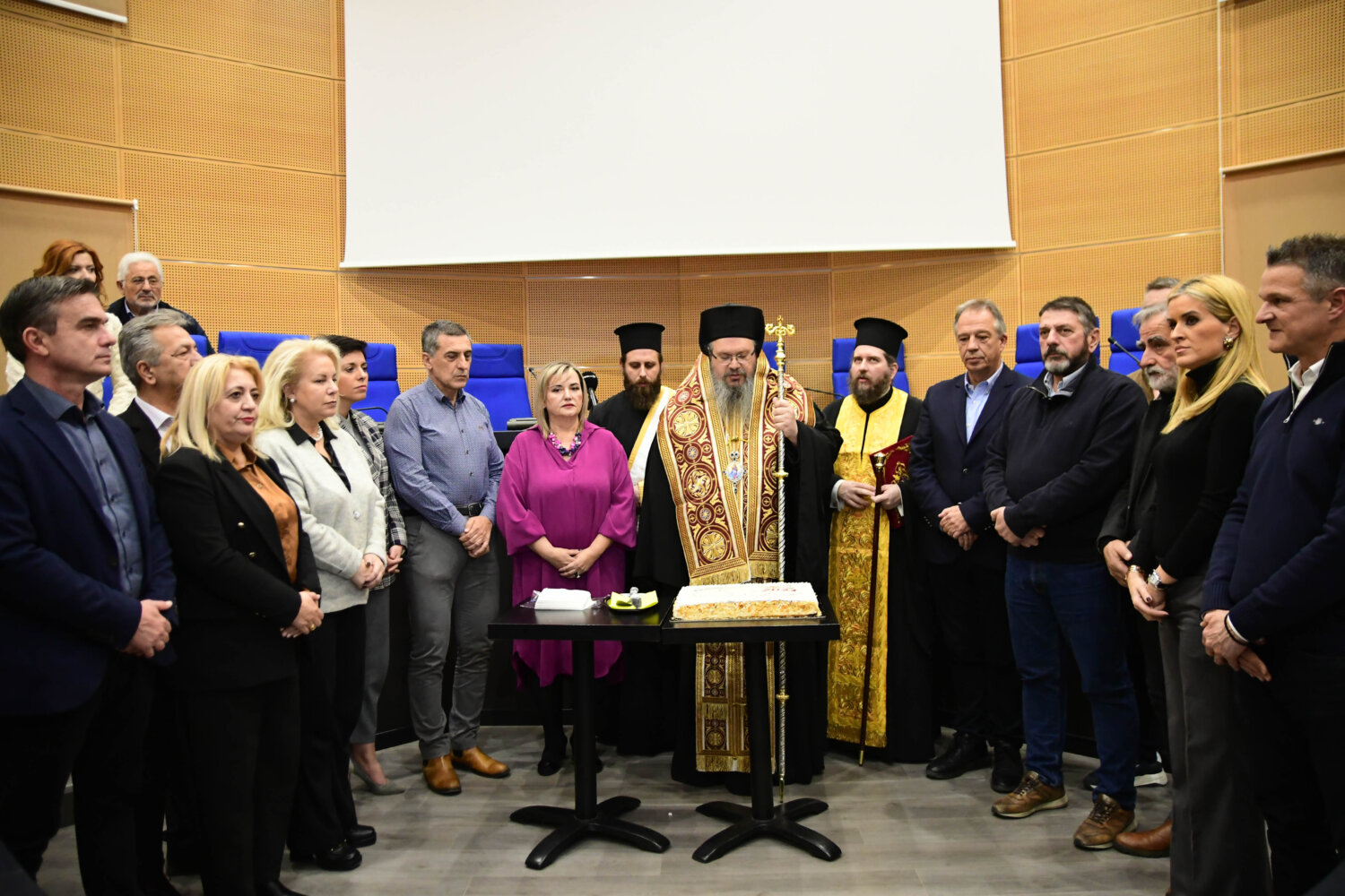 Ράπτης και Δαλαμάγκας οι τυχεροί της πίτας του Περιφερειακού Συμβουλίου ...
