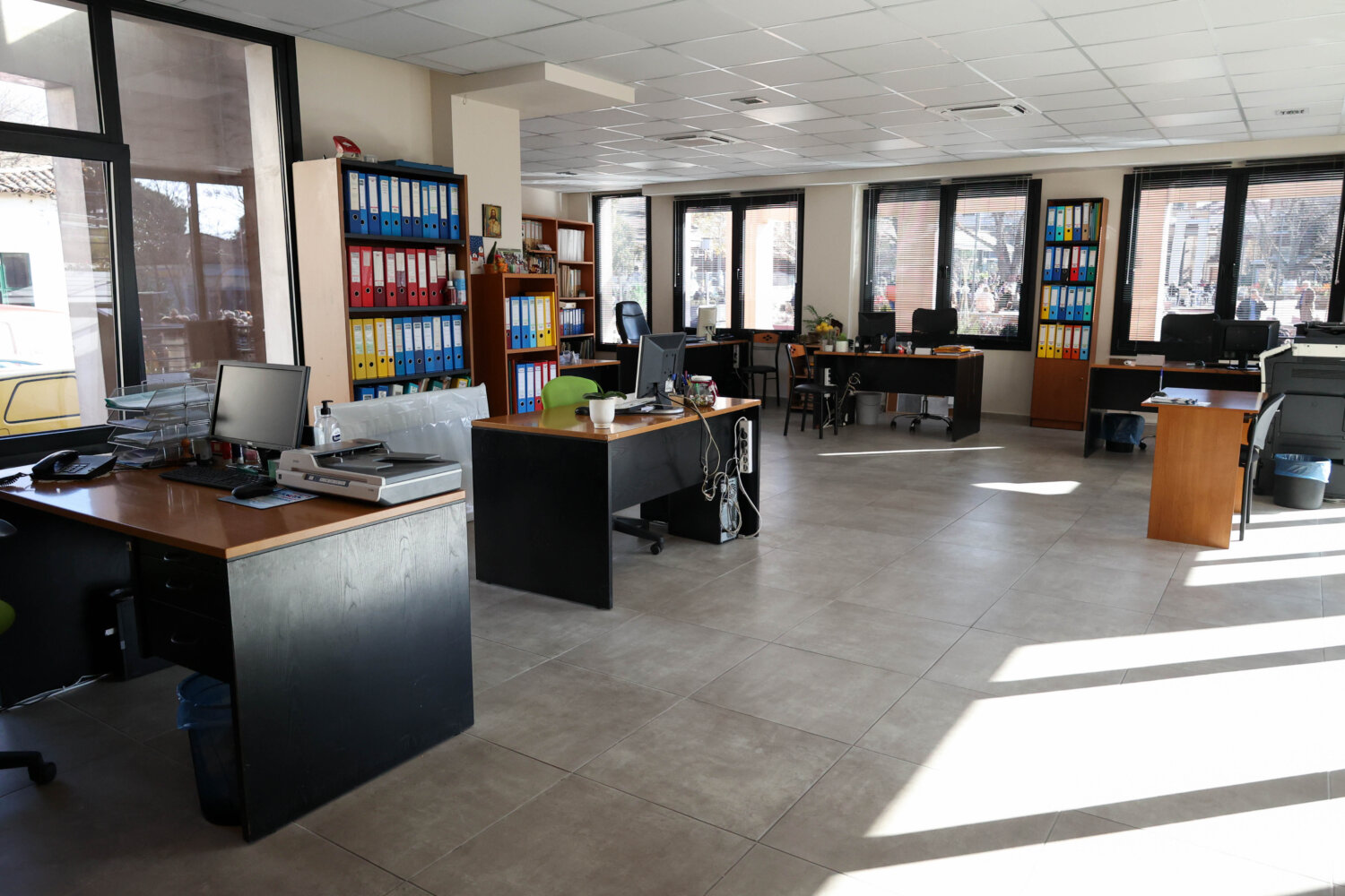 Εντυπωσιάζει το νέο δημαρχείο Αγιάς - Αντ. Γκουντάρας: «Κτίριο αντάξιο ...