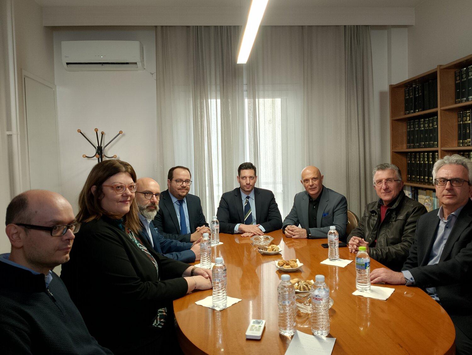 Λάρισα: Οι συμβολαιογράφοι ενημερώθηκαν για την ψηφιακή μεταβίβαση ...