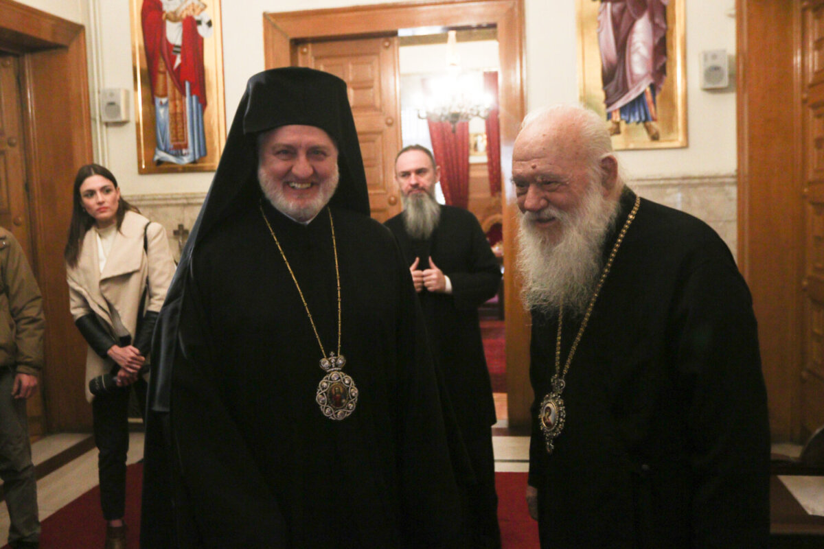 Ιερώνυμος για παιδιά ομόφυλων ζευγαριών: Η Εκκλησία θα περιμένει να ...