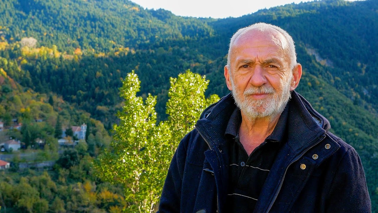 Ζει μόνιμα σε χωριό 6 κατοίκων: Ο κύριος Γιώργος άφησε την πόλη, πήγε ...
